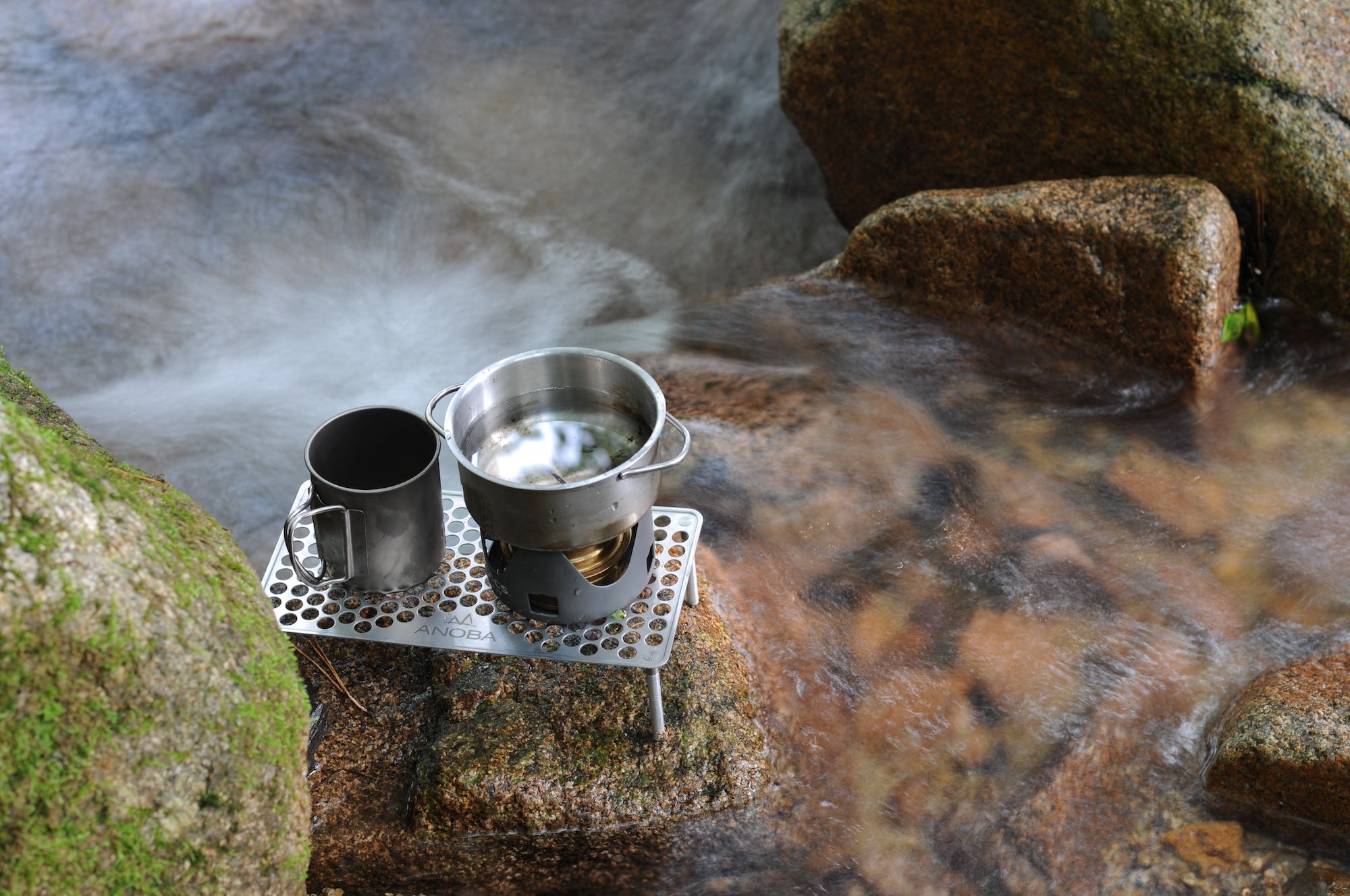 ULソロテーブル パンチング – ANOBA Official Web Site